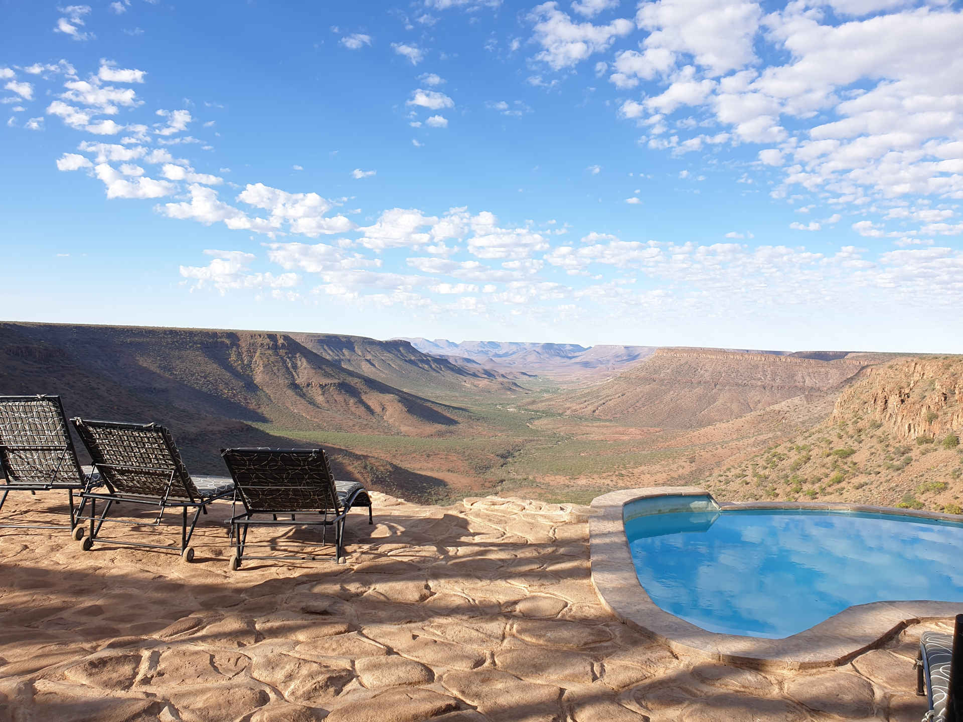 Home - Evolution Travel & Tours